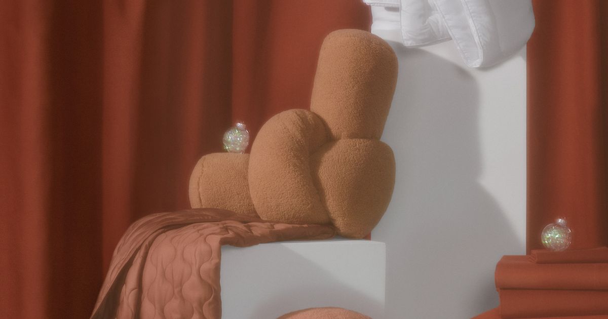 Buffy’s Snugglable “Wiggle Pillow” Is the Best Way to Gift Sleepy Bliss ...